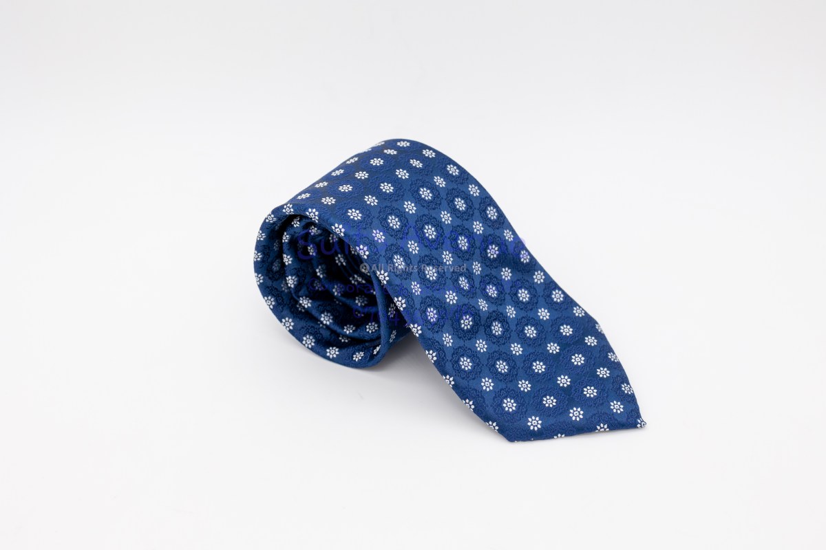 Ties for Men - Suits Avenue - Trending, Quality ties made in Turkey.